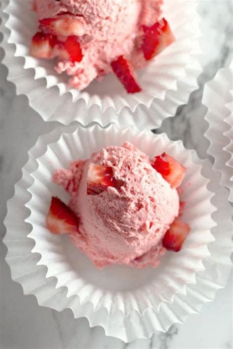 5 Ingredient Keto Strawberry Fat Bombs Best Cream Cheese Strawberry