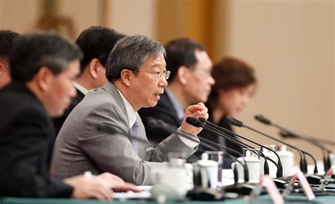 央行记者会