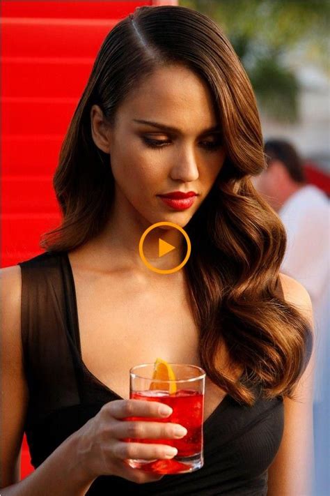 Cómo hacer peinados de despedida de soltera para cabello largo Long