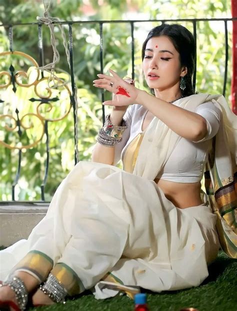 Pin By Anindya Majumdar On Beautiful Bollywood Actress Classic
