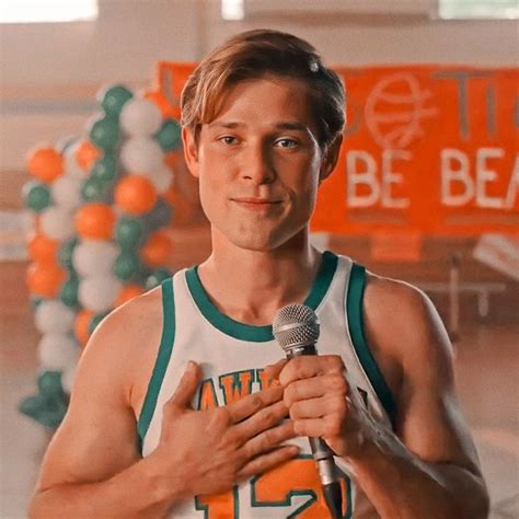 ~minha Ruiva ~ Max E Sn G P Stranger Things Atores Atrizes Cartazes Engraçados