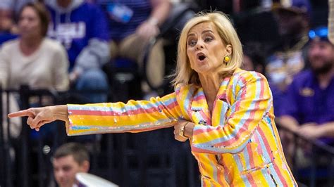 Lsus Kim Mulkey Shrugs Off Piece Released Ahead Of Sweet 16 Profiling