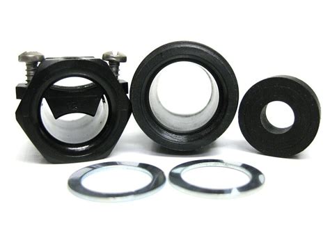 Utg12pg Circular Plastic Cable Clamp With Strain Relief Nut