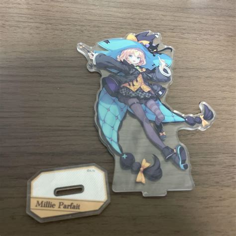 ミリー・パフェ アクリルスタンド アクスタ メルカリ