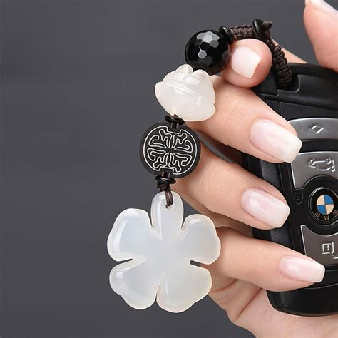 汽车钥匙挂件女高档情侣四叶草吊饰韩国创意玉石锁匙扣个性男精致 虎窝淘