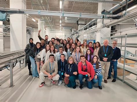 La Facultad De Ciencias De Alicante Visita Industrias De Óptica Prats