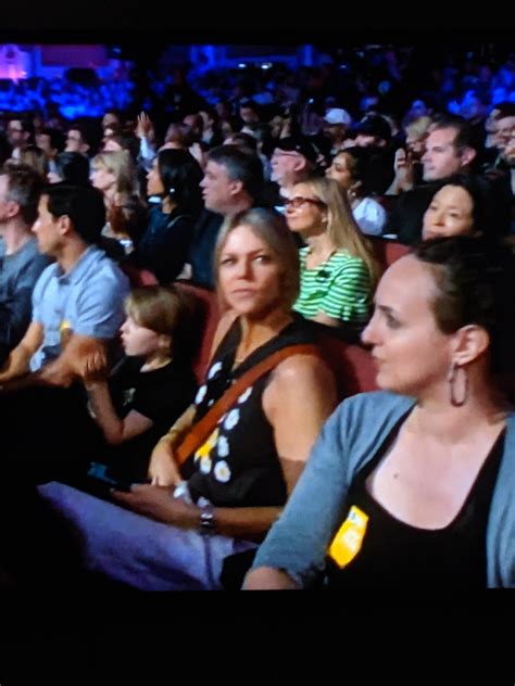 15 Best Dee Reynolds Images On Pholder Disneyvacation Bloodborne And FULLCOMMUNISM