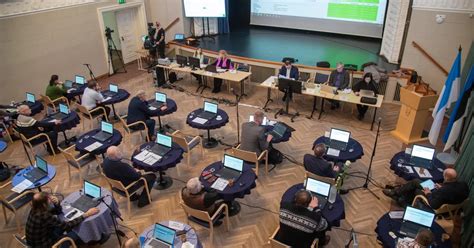 Viljandi Poliitikud Kinnitasid Hakkamasaamise Eelarve