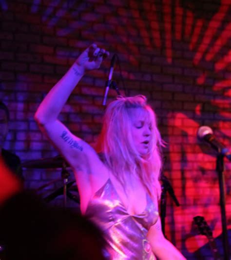 Courtney Love Tits 12