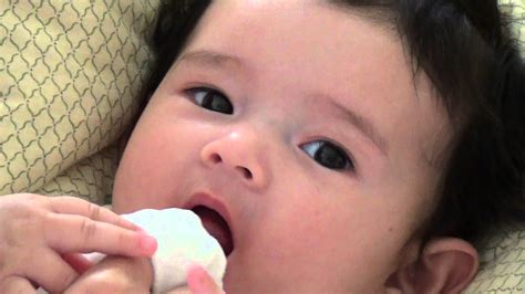 Clean Your Baby Tongue Best Ways To Avoid Mouth Thrush