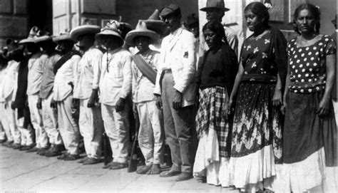Zapatistas Arrestados Tehuanas Emiliano Zapata Charro