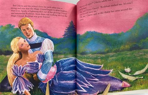 📚 ปกอ่อน เล่มใหญ่ สภาพดีมาก Barbie Swan Lake 💌 ซีรีส์บาร์บี้ภาพลายเส้น