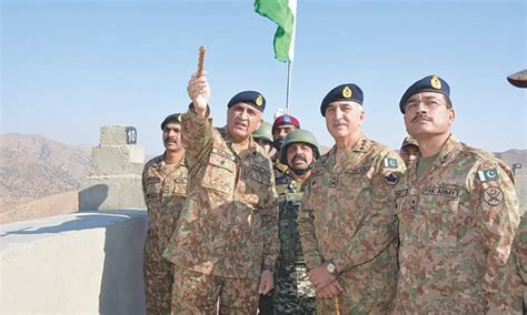 Bajwa Inspects Fence Along Afghan Border Pakistan Dawncom