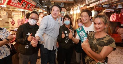 林右昌拚完美交棒 連續合體蔡適應衝刺南興、仁愛市場掃街 政治 Ctwant