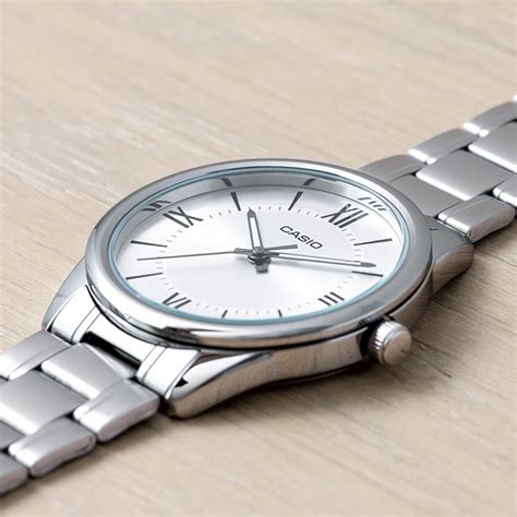 (100% Original) Casio MTP-V005D-7B5 Quartz Silver Dial Silver-Tone ...