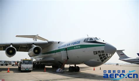 浦东机场一天内保障5架外军军机自提防疫物资航空翻译飞行翻译民航翻译蓝天飞行翻译公司