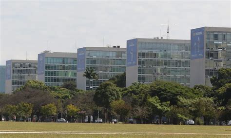 Governo Reserva R 18 Bi Das Emendas Liberadas Por Dino Para Pagamentos
