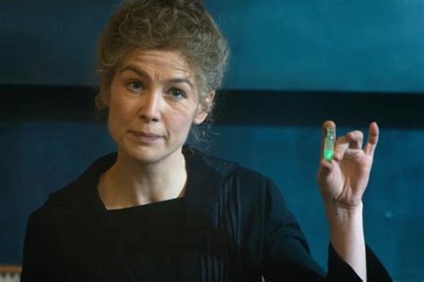 ‘radioactive True Story How Accurate Is The Marie Curie Biopic Decider