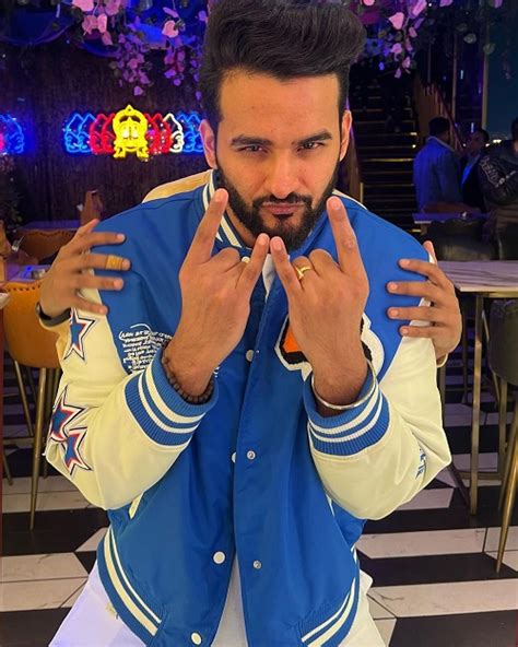 Abhishek Malhan Fukra Insaan Age Height Gf And Biography