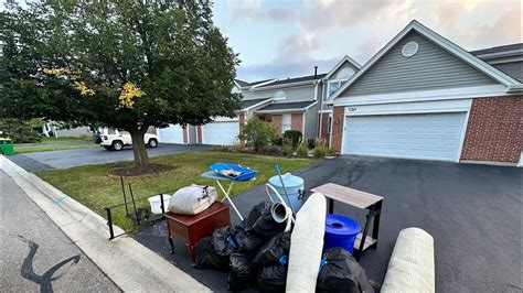 They Threw That Out?!? - Chicagoland Garbage Picking - YouTube