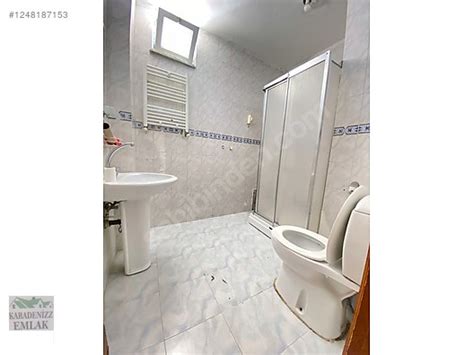 Karadenİzz Emlaktan 21 130 M2 KÖŞe BaŞinda Kiralık Daire İlanları