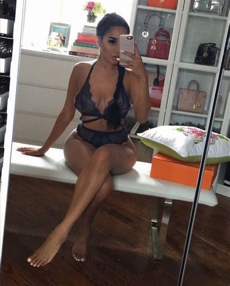 7 Hot Sexy Jyoti Matharoo Bikini Pics