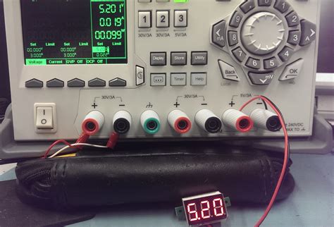 Cheap Voltage Display