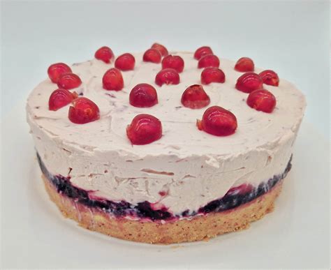 Cherry Tipple Cheesecake © Wilkinson 1888