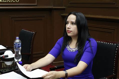 Hijos fuera del matrimonio podrían ser registrados por padre biológico