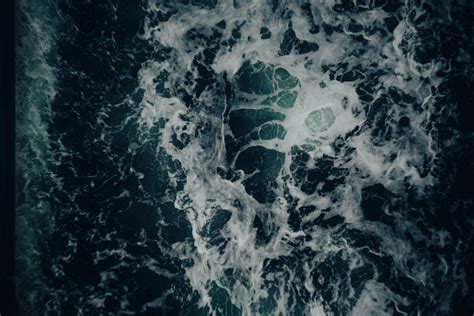 Centrifugal Force Vs Centripetal Force A Complete Comparison