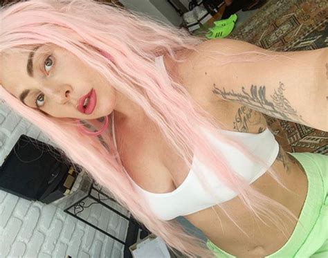 10 Times Lady Gaga Was A Selfie Queen Home