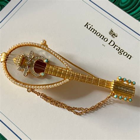 Vintage Pearly Shell Mandolin Guitar Gold Brooch Kimono Dragon Nyc