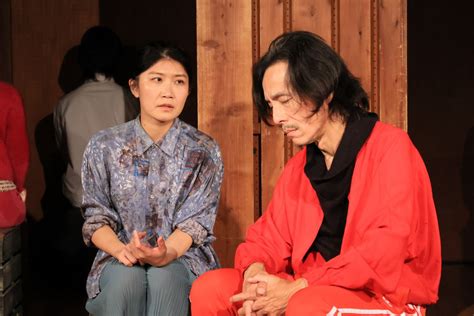台本のない住民のリアルな声が創る劇世界 ブス会＊新作『the Voice』開幕レポート の画像・写真 ぴあエンタメ情報