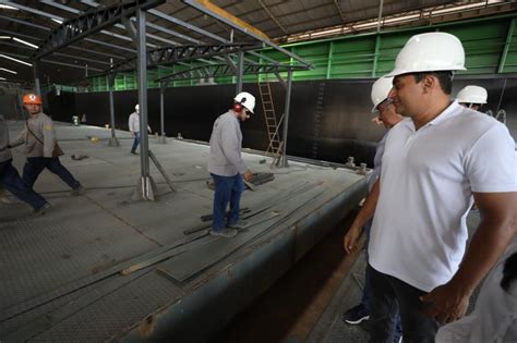 Reporter Parintins Governador Wilson Lima Vistoria Obras De Terminais Flutuantes Para
