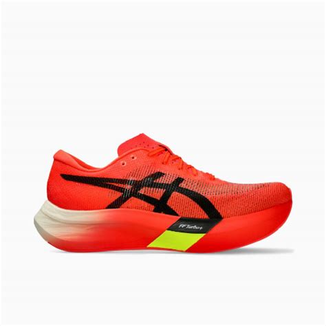 ASICS Shoes & Clothing | SportsShoes.com