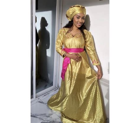 La Sublime Actrice Et Animatrice Racky Aidara En Mode Tenue
