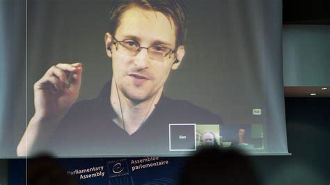 Russia Extends Edward Snowdens Asylum The Washington Post