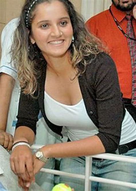 Sania Mirza Hot Photos