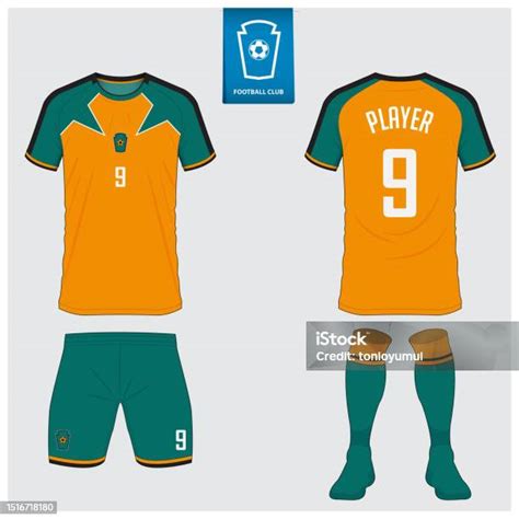 ชุดเสื้อฟุตบอลหรือชุดฟุตบอลออกแบบจําลองสําหรับสโมสรฟุตบอล เสื้อฟุตบอล