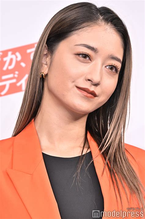 画像2431 みちょぱ、ハワイでの美ボディ際立つ水着姿公開「腹筋凄い」「スタイル抜群」と反響 モデルプレス