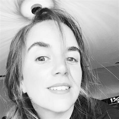 Жены и девушки игроков сборной Франции смотрим горячие фото тех кто вдохновил команду на ЧМ