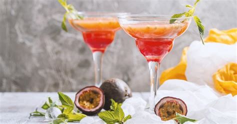 8 Best Passoã Cocktails For Your Next Party Insanely Good