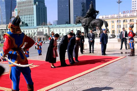 Д Амарбаясгалан БНСУ ын Үндэсний Ассамблейн дарга Ү Вон Шиг ийг угтлаа