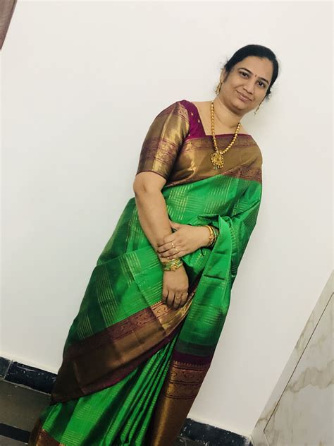 Cool Picks Cute Krishna Beautiful Women Over 40 Hot Actresses Indian Beauty Saree India
