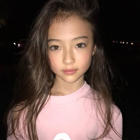 因酷似宋慧喬，她十歲就搶走金喜善全智賢代言，美國靚模發聲反對 每日頭條