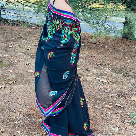 Beautiful Black Saree Gem