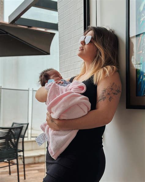Nasce Lua Primeira Filha De Viih Tube E Eliezer Veja Fotos