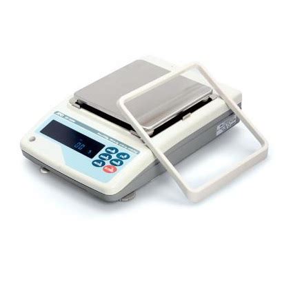Весы лабораторные GF-6000 (НПВ=6100 г; d=0,1 г) купить по цене 89000 ...