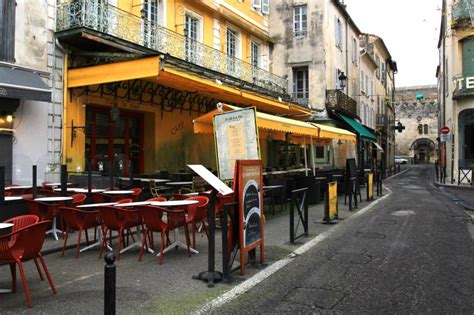 프랑스 남부 아를 여행 빈센트 반 고흐 Vincent Van Gogh 밤의 카페 테라스 Terrasse Du Café