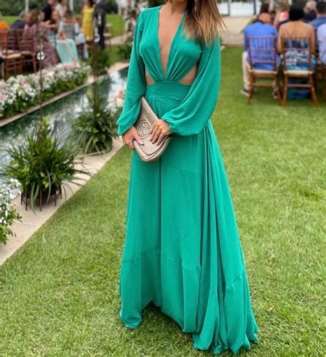 Vestido Longo Verde Esmeralda Abertura Lateral Tecido Fluido Casamento Convidada Réveillon